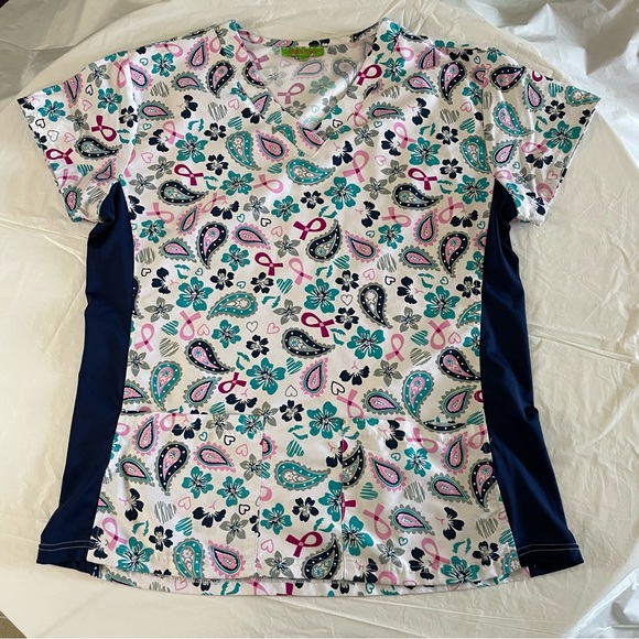 Green Town | Tops | Green Town Nursing Nurses Scrubs Scrub Top M | Poshmark
